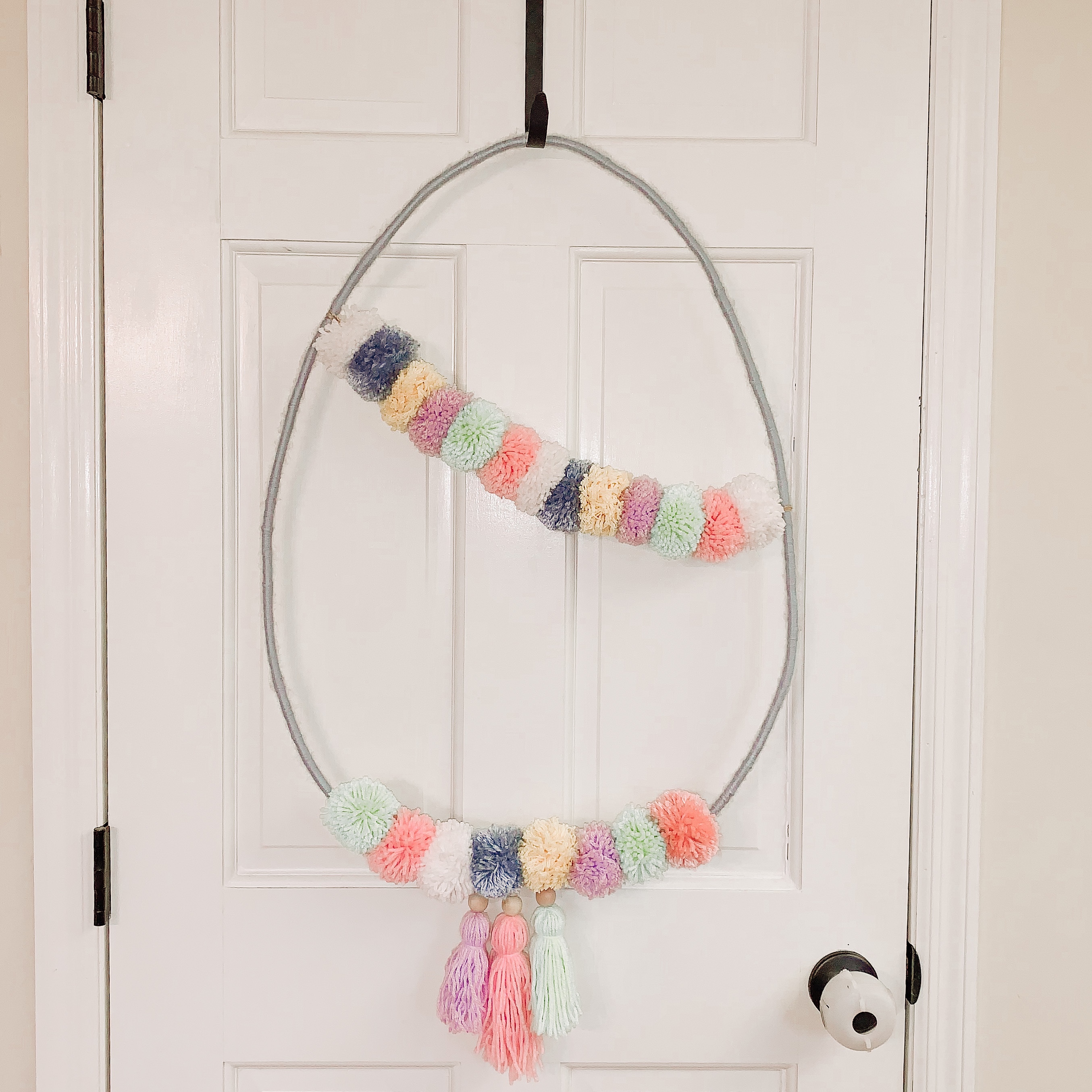 DIY Easter Egg Wreath – The Patient Mom